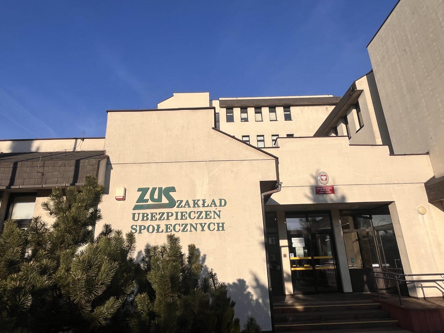 Rzeszów drugi w kraju! 35 tysięcy wniosków o rentę wdowią w oddziale ZUS